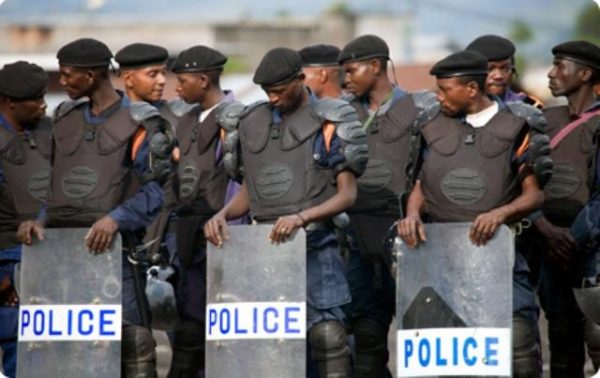 Congo : lancement du projet de professionnalisation de la police ...