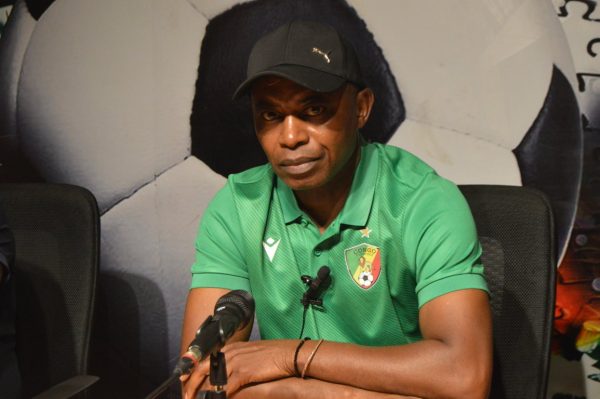 Eliminatoires de la Coupe du monde 2026 : Isaac Ngata dévoile la liste ...