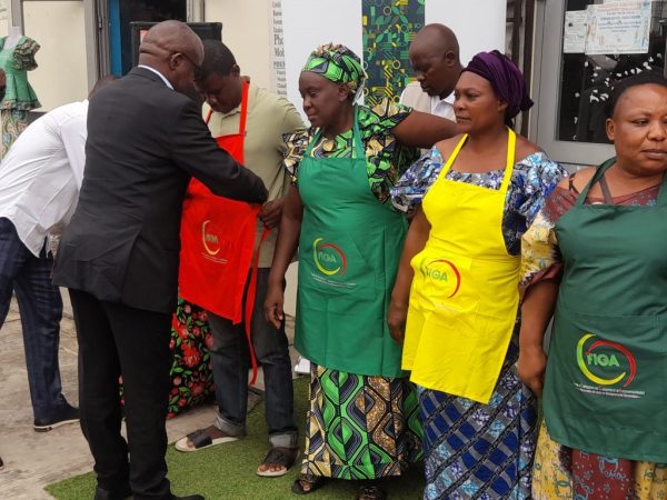Congo-Partenariat Figa-Ajuds : 150 commerçants bénéficient du crédit ...